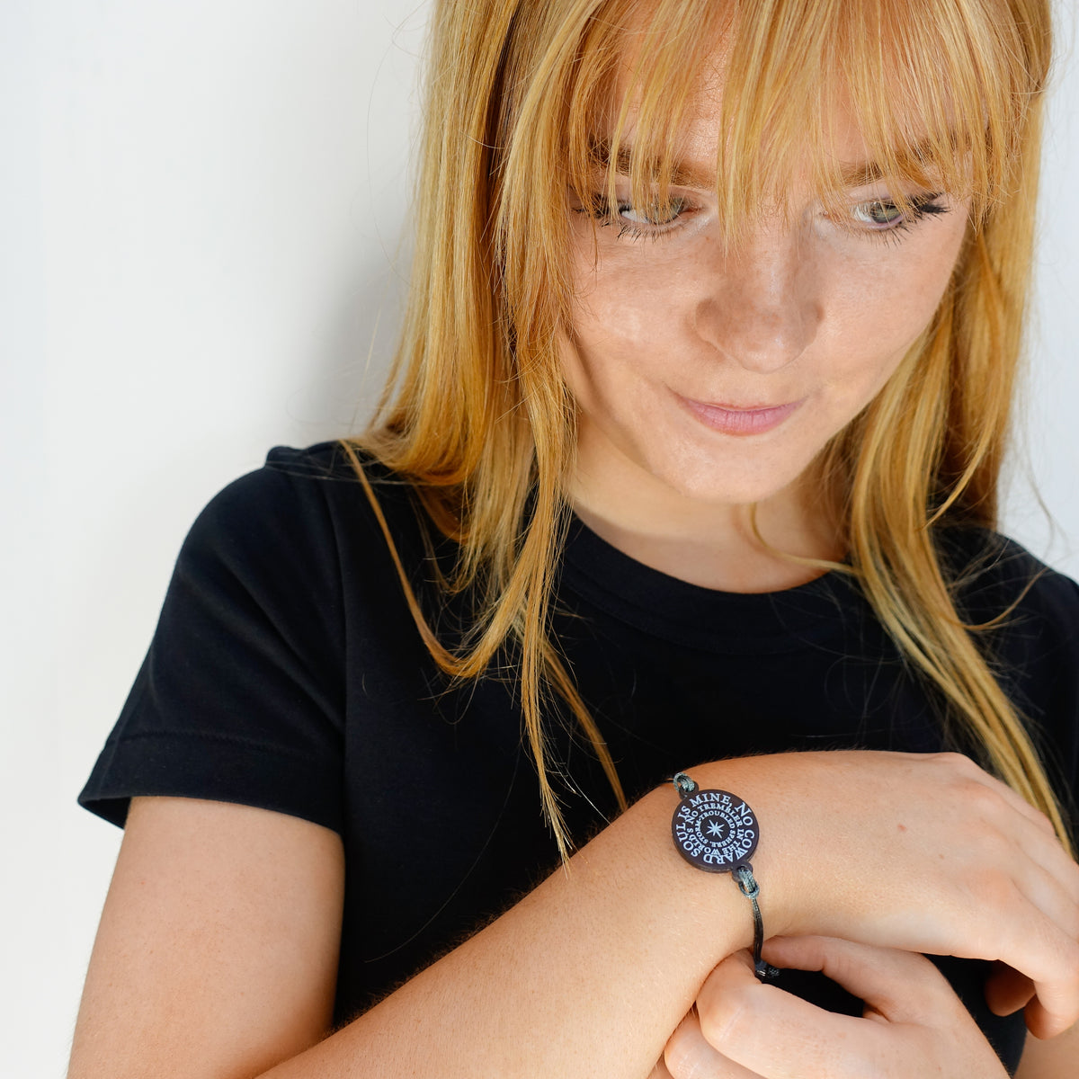 Bracelets – Wear and Resist